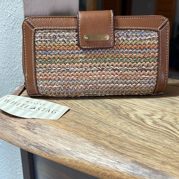White Stag | Bags | New White Stag Zip Wallet | Poshmark
